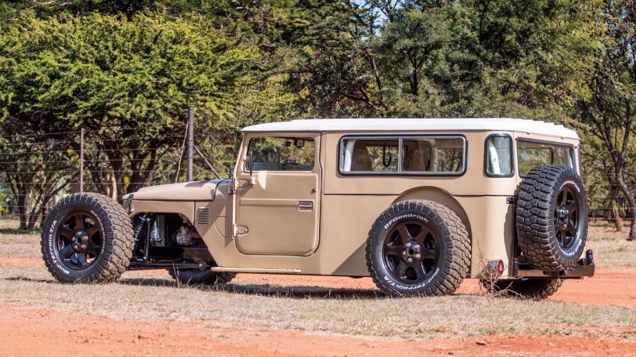 Wow Um Toyota Land Cruiser Hot Rod